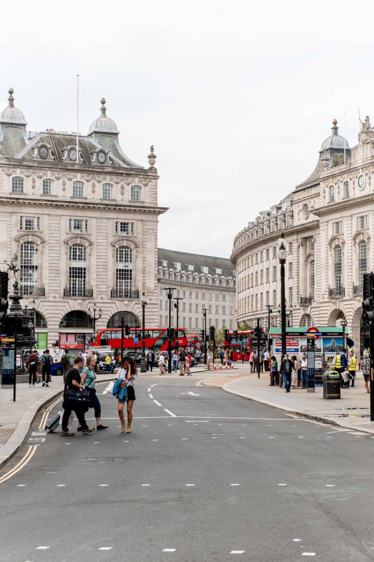 26 Famous Streets In London Every Visitor Must Walk Down At Least Once