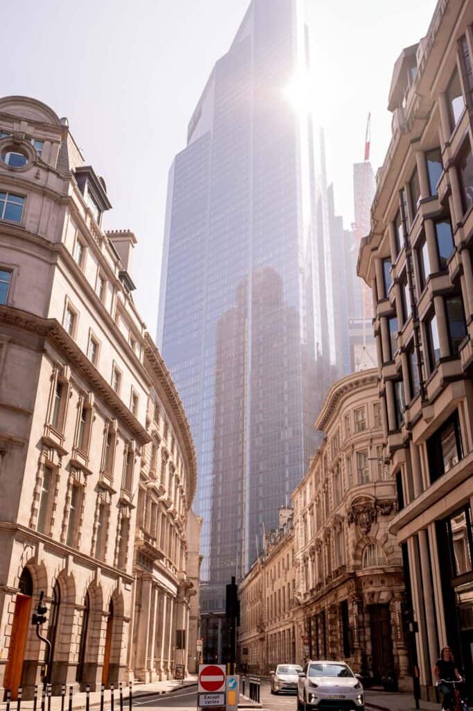 21 Most Famous Streets In London UK | Popular Roads To Visit