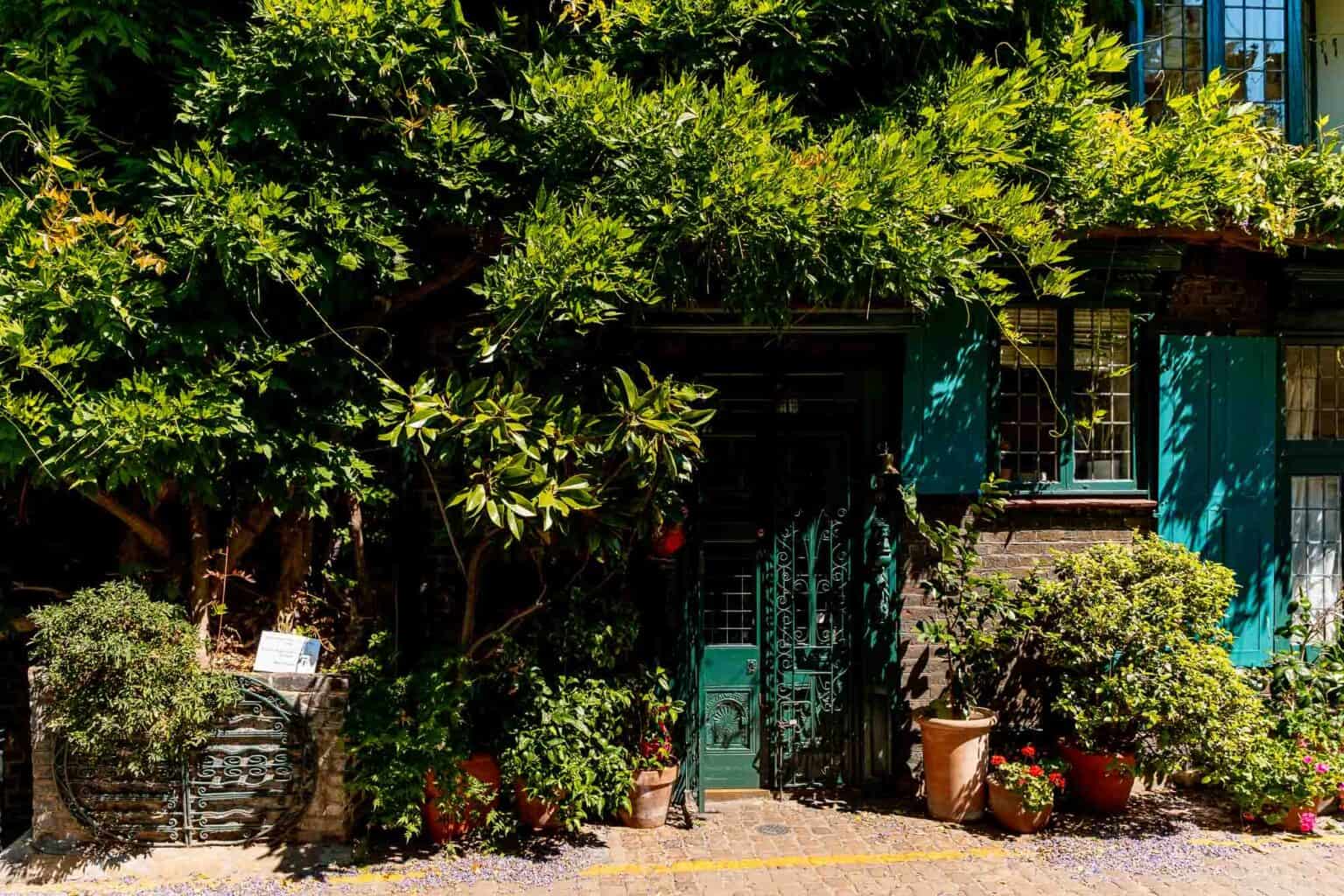 20 Prettiest London Mews + Best Mews In London