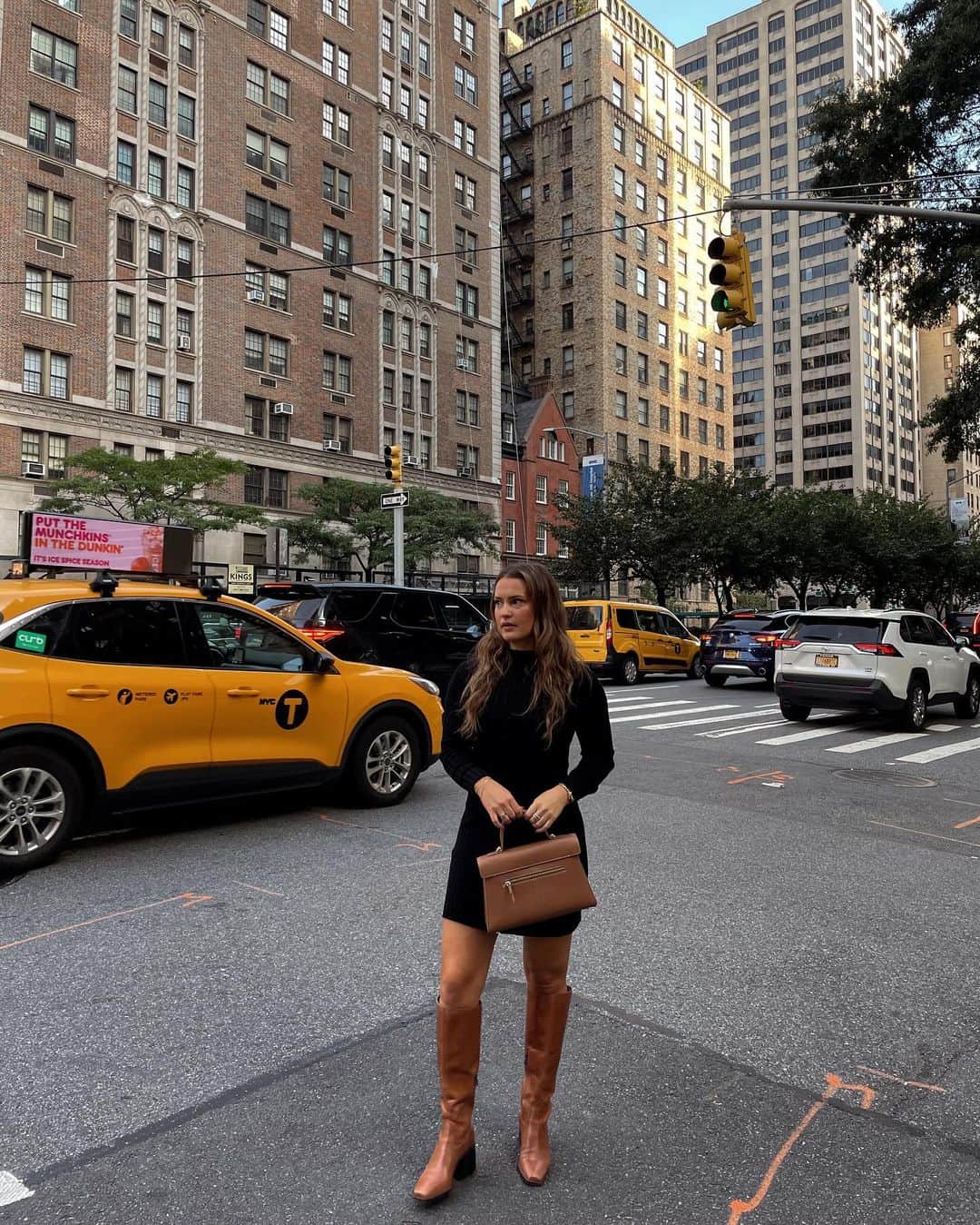 What To Wear In NYC In Fall? 19 Best New York Fall Outfits For Women