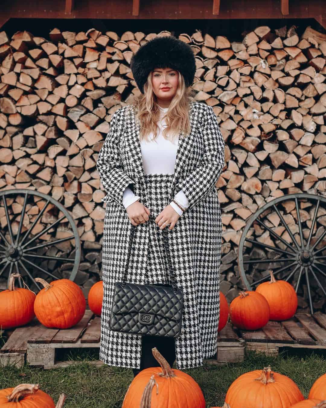 What To Wear In Vermont In The Fall? 21 Best Vermont Fall Outfits For Women