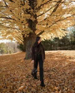 What To Wear In Vermont In The Fall? 21 Best Vermont Fall Outfits For Women