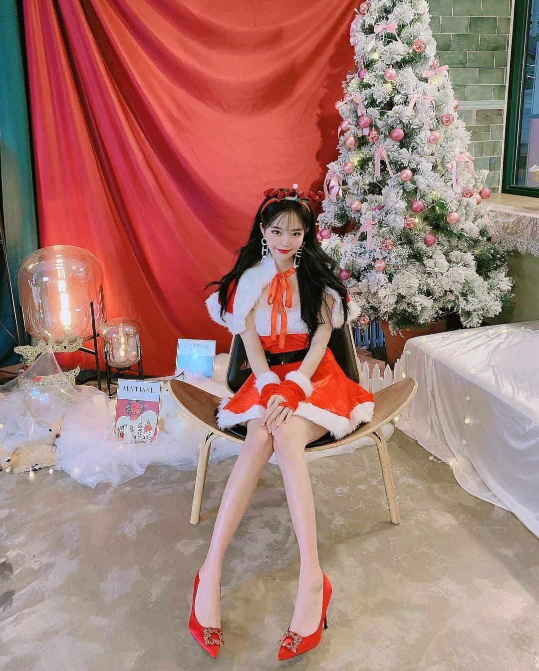 19 Cute Korean Christmas Outfits Ideas For A Sweet Holiday