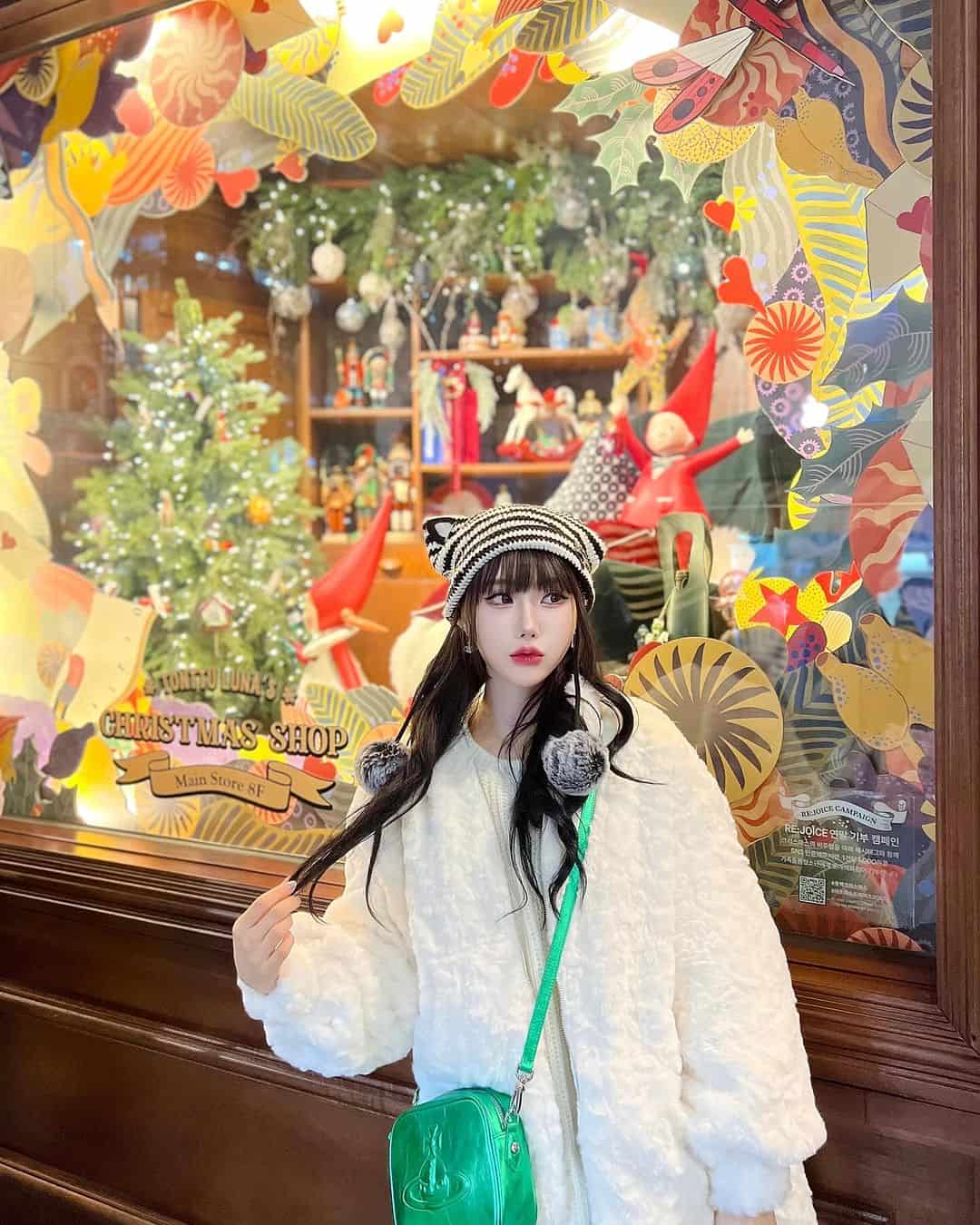 19 Cute Korean Christmas Outfits Ideas For A Sweet Holiday