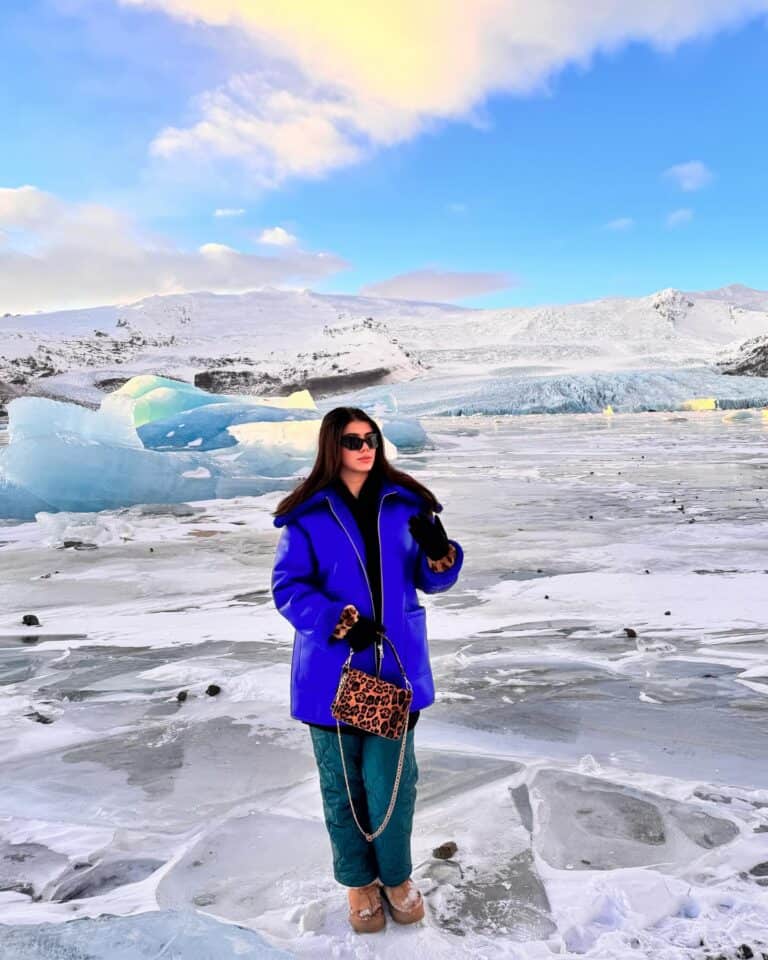 15 Iceland Winter Outfits To Stay Warm And Look Chic