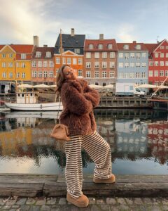 15 Scandinavia Winter Outfits To Keep You Warm & Fashionable
