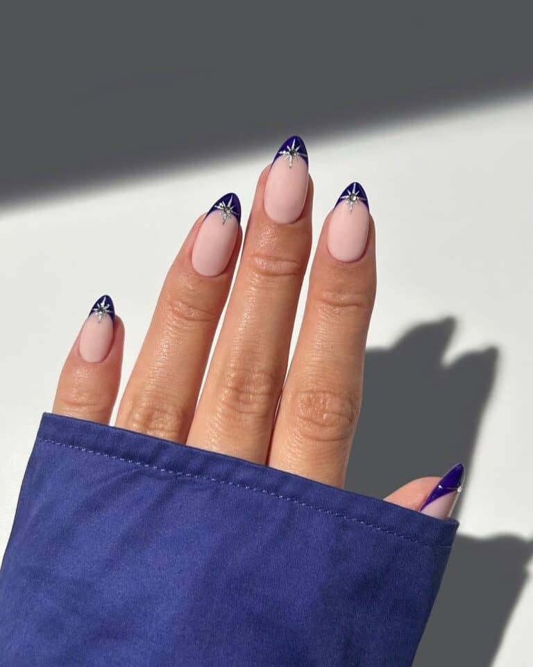 15 Girly Winter French Tips Designs For Your Nails