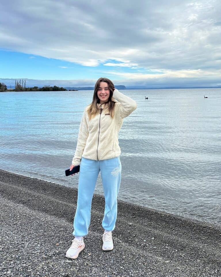 15 Winter Outfits In New Zealand Ideas For Travelers
