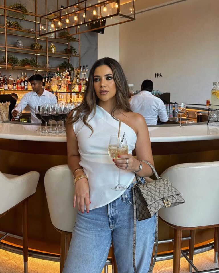 17 Brunch Outfits For Women To Look Effortlessly Stylish