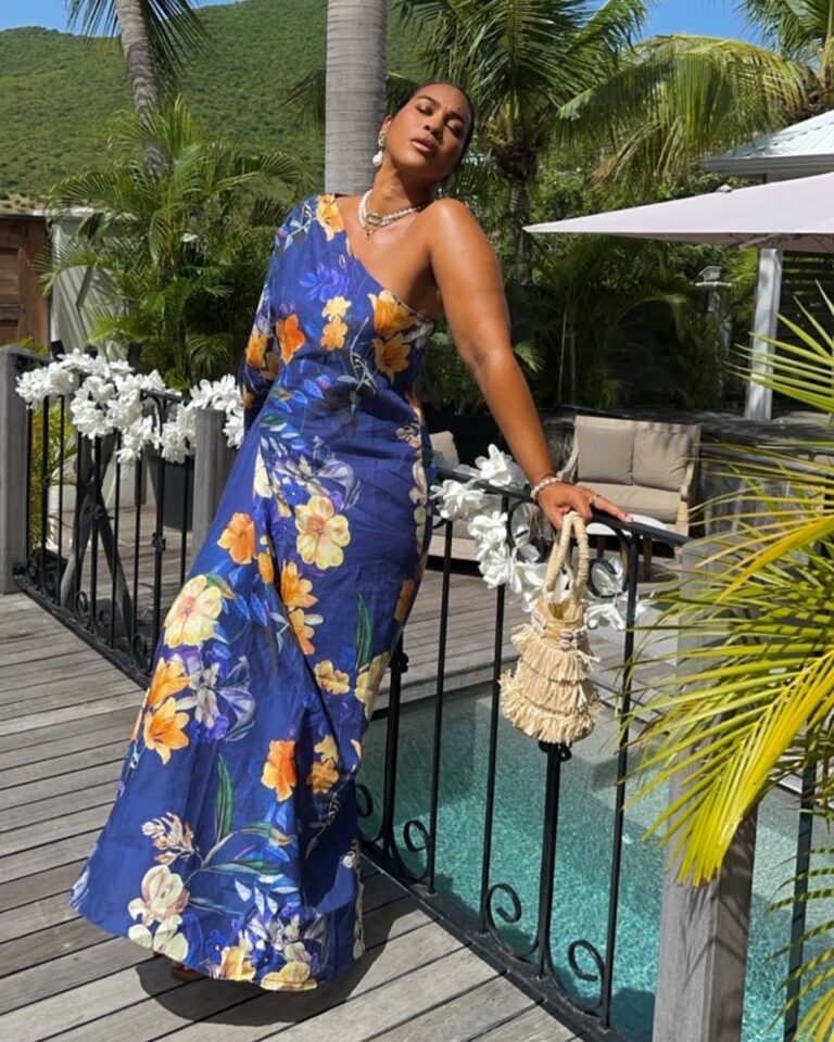 27 Caribbean Vacation Outfits To Keep You Stylish Without Effort!
