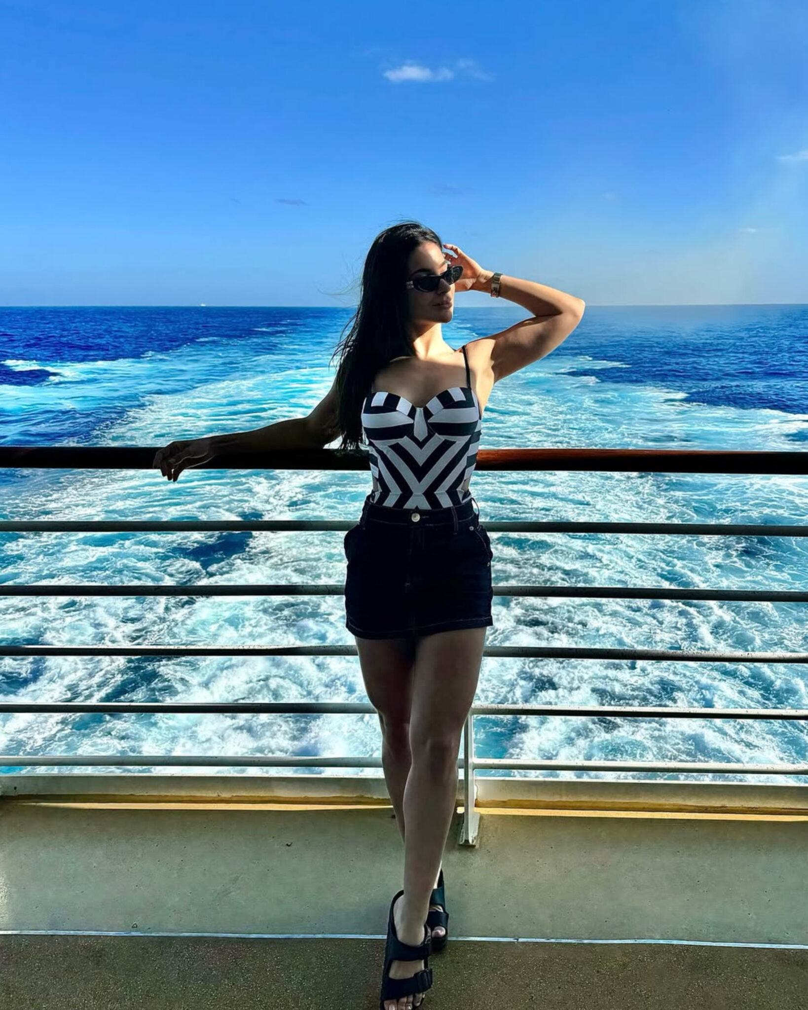 22 Cruise Ship Outfits To Make You Feel Like A VIP