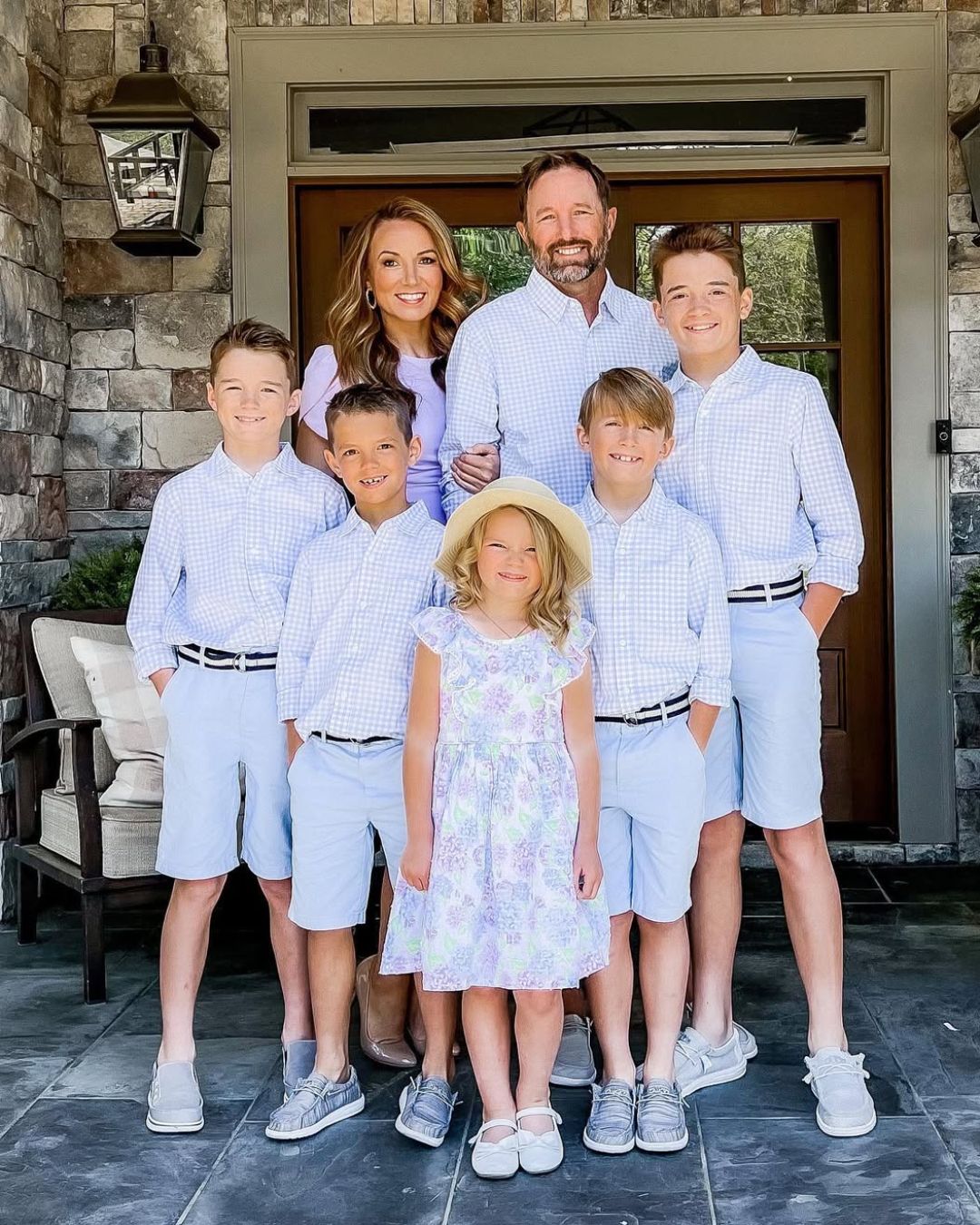 15 Easter Family Outfits For A Stylish Spring Celebration